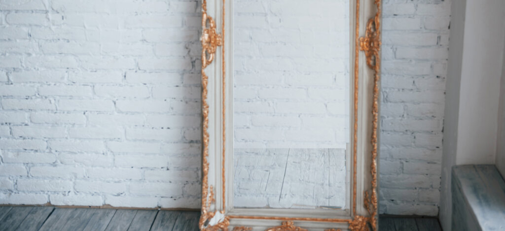 How To Move A Mirror Safely | StorageArea Blog